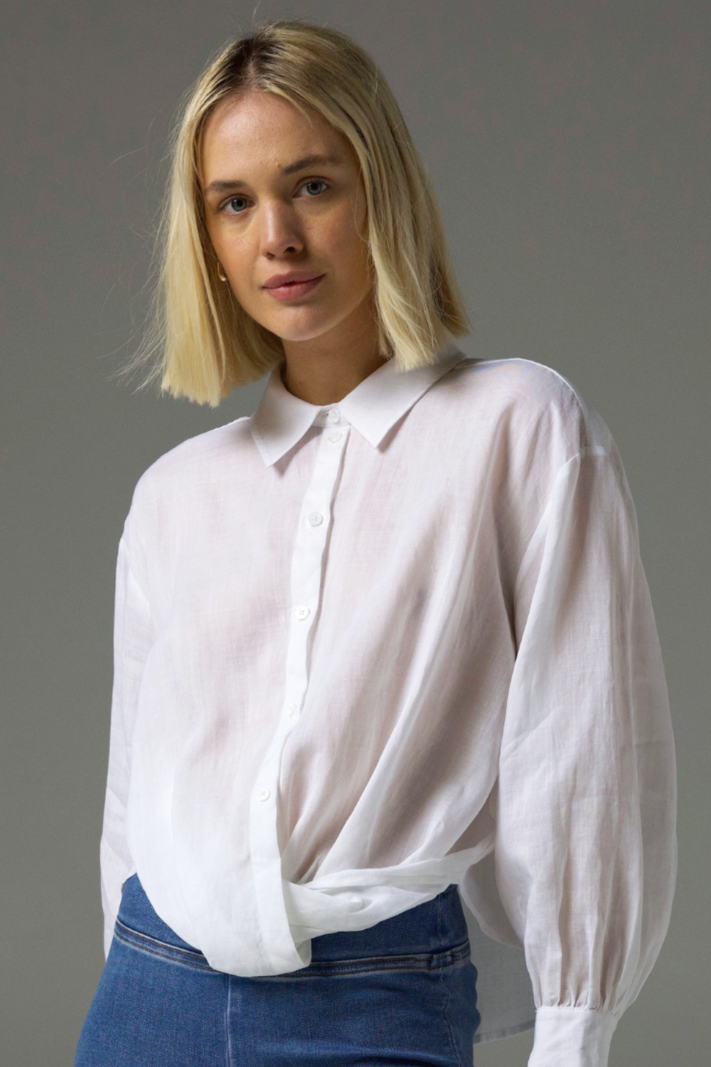 sidle top - porcelain – zoe kratzmann
